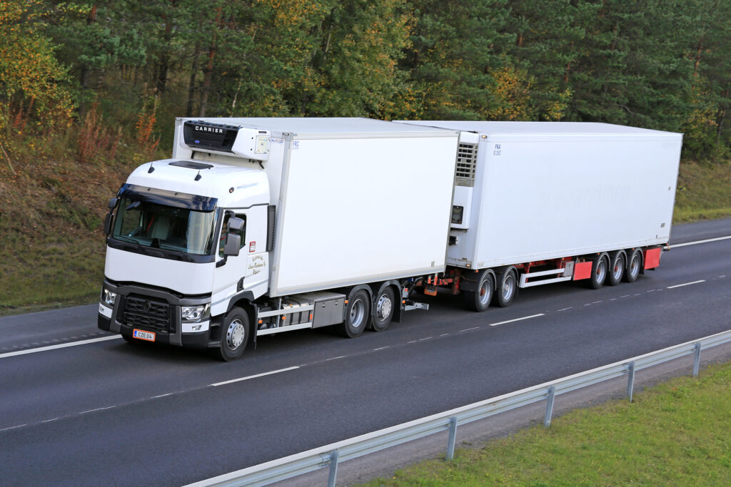 Choosing the Right Cold Freight Provider for Your Business