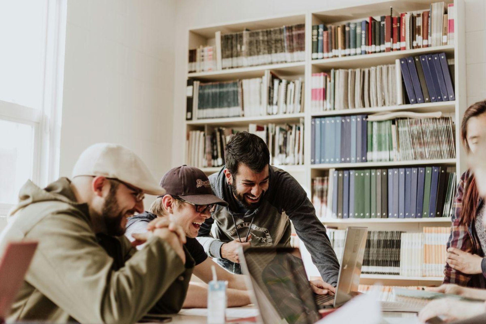 How to Make Your Employees Feel Valued : 4 Easy and Affordable Ways