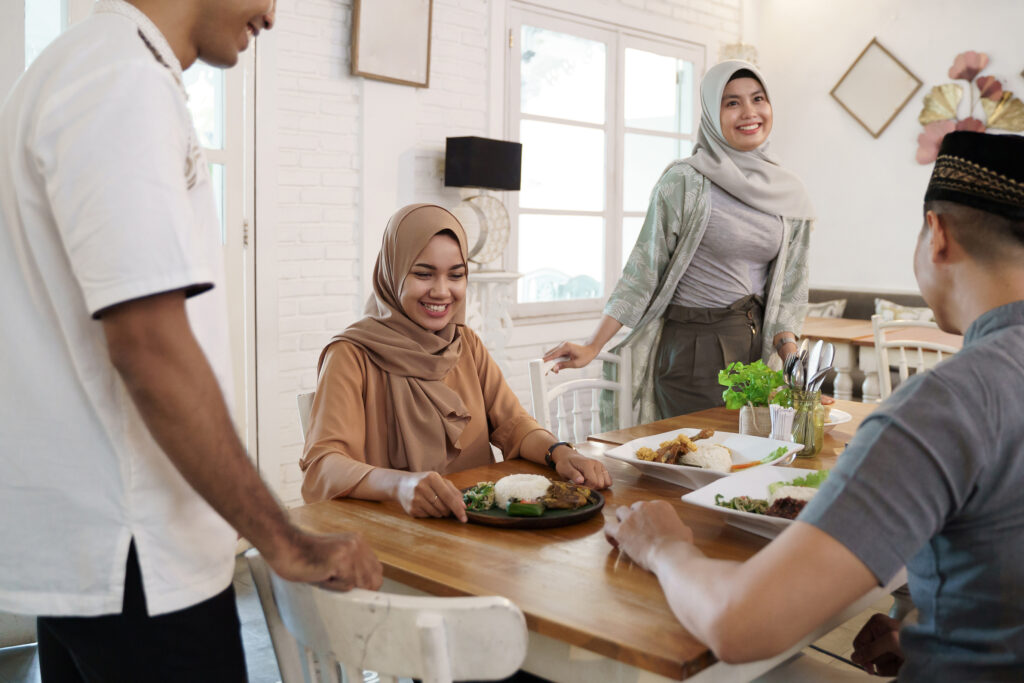 Educating Staff on Halal Compliance